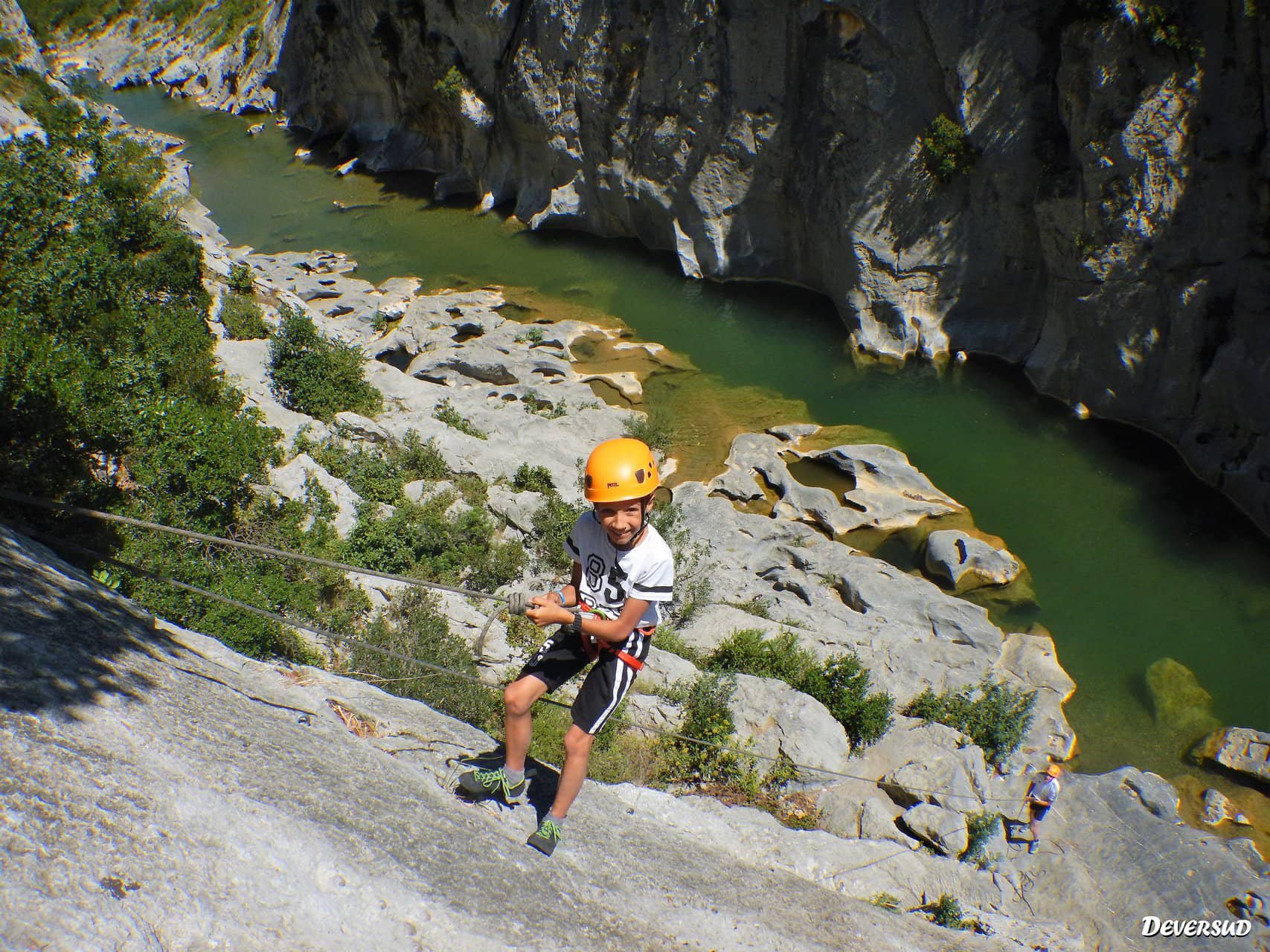 Découverte escalade en falaise (Pyrénées-Orientales) - DirectMountain