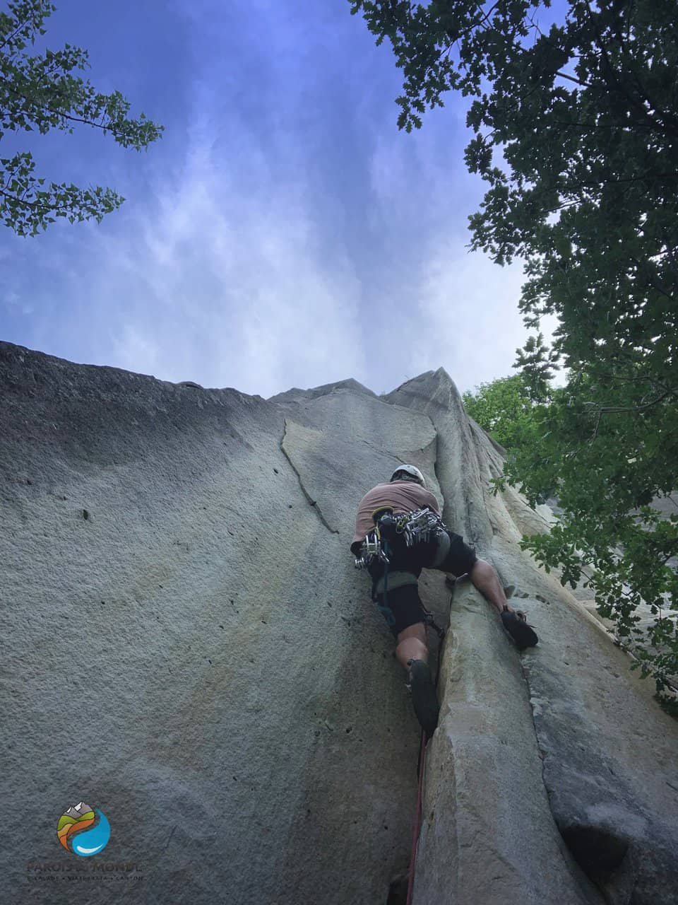 Traditional climbing course in Annot (Southern Alps) - DirectMountain